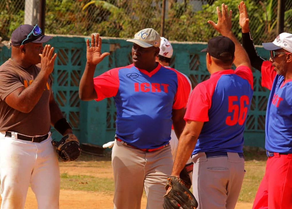 Torneo Superior de Softball: ¡ICRT está en la final! - Cubaperiodistas